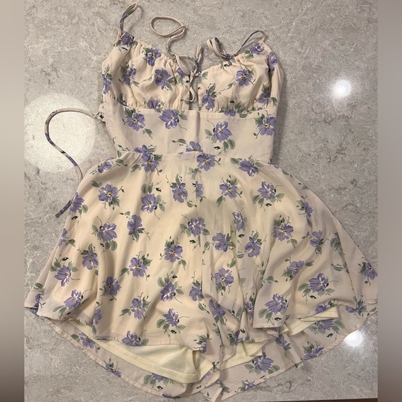 Princess Polly | Pants & Jumpsuits | Princess Polly Romper | Poshmark